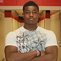 Isaac Stewart signs NLI with the Cards! – Cardinal Sports Zone